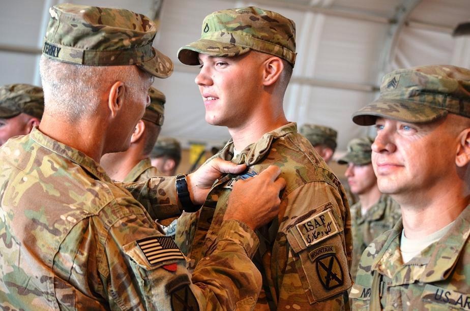 DVIDS - Images - Task Force Knighthawk Pathfinders receive badges for ...