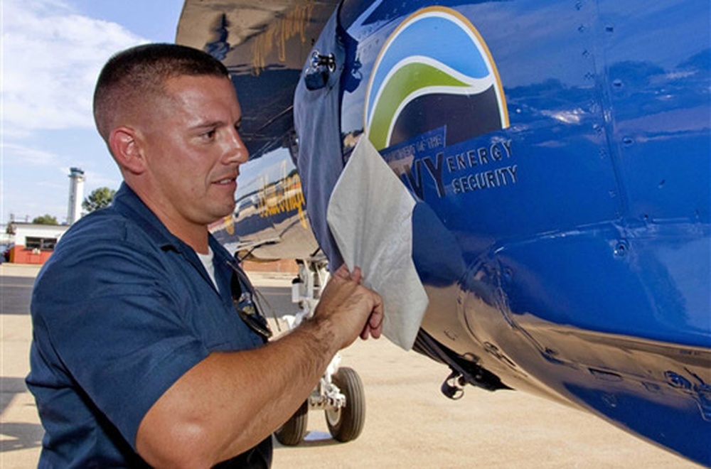 DVIDS - News - DLA Energy provides biofuel for Navy’s Blue Angels
