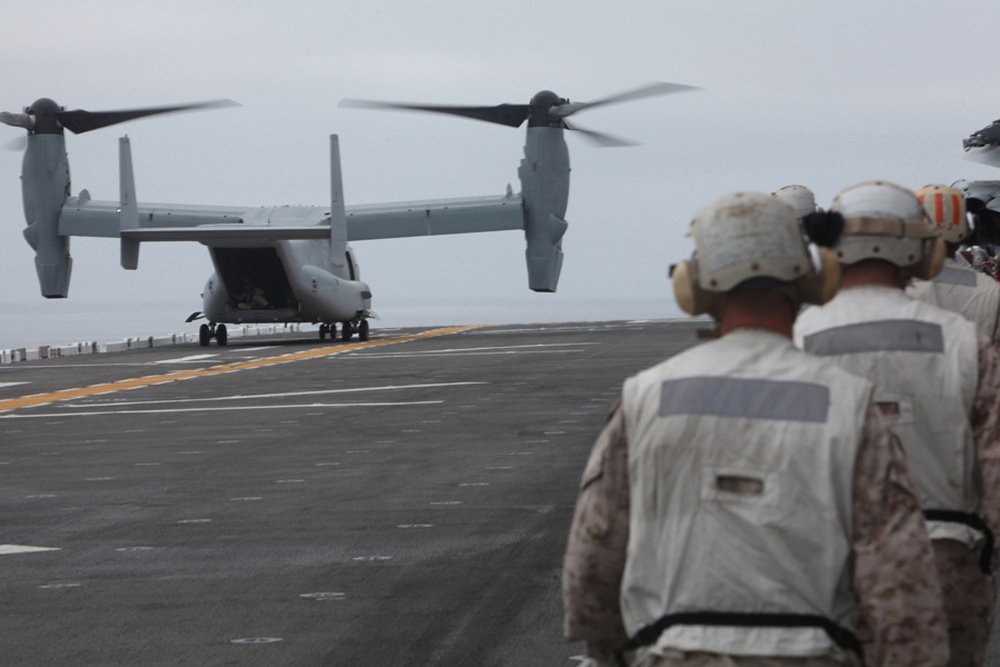 DVIDS - News - Dawn Blitz prepares Marines for rapid crisis response
