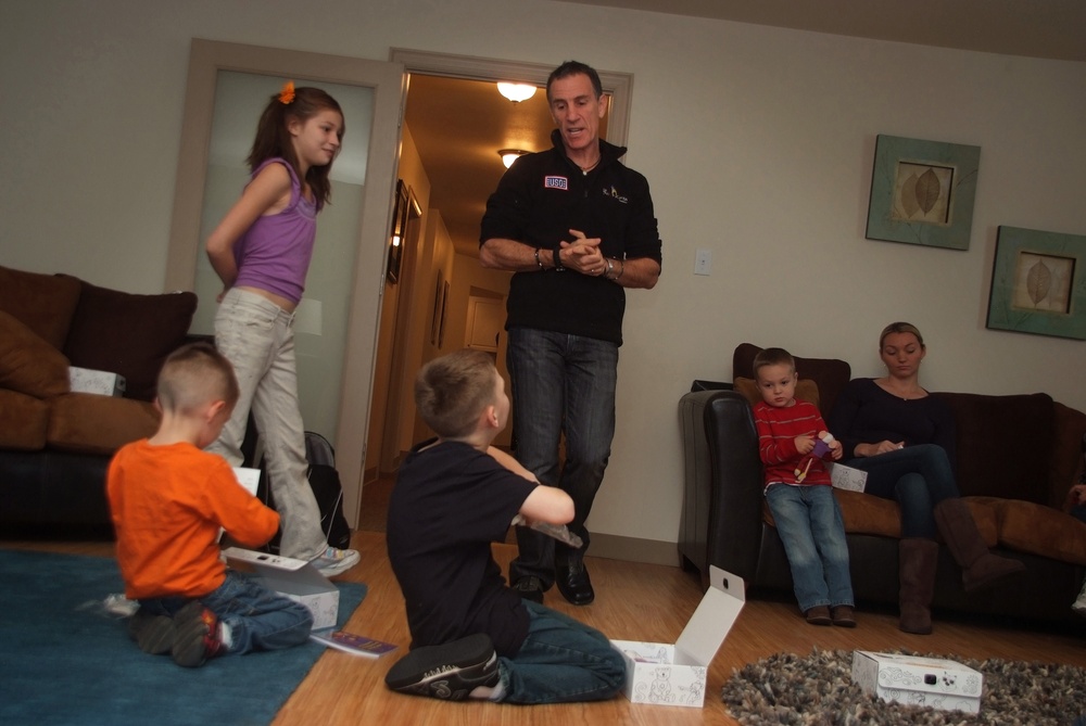 DVIDS - News - Author visits children of fallen heroes