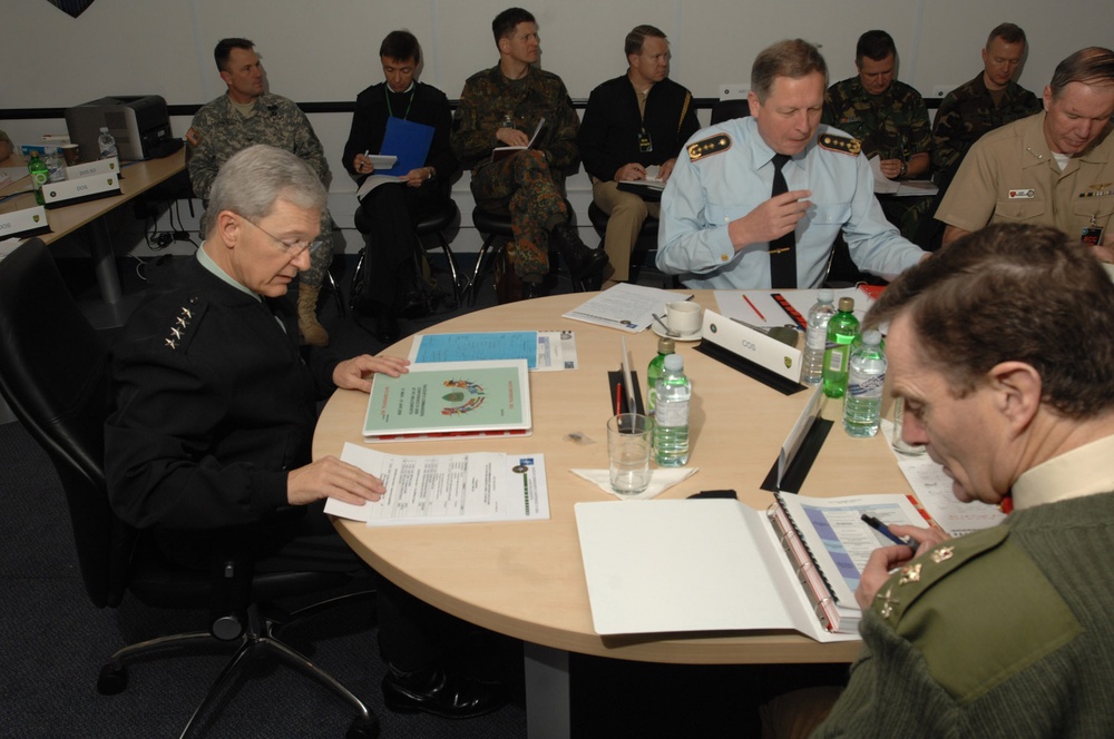 DVIDS - Images - Commanders Conference [Image 1 of 6]