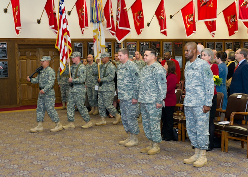 DVIDS - News - DeLuca assumes command of USAES