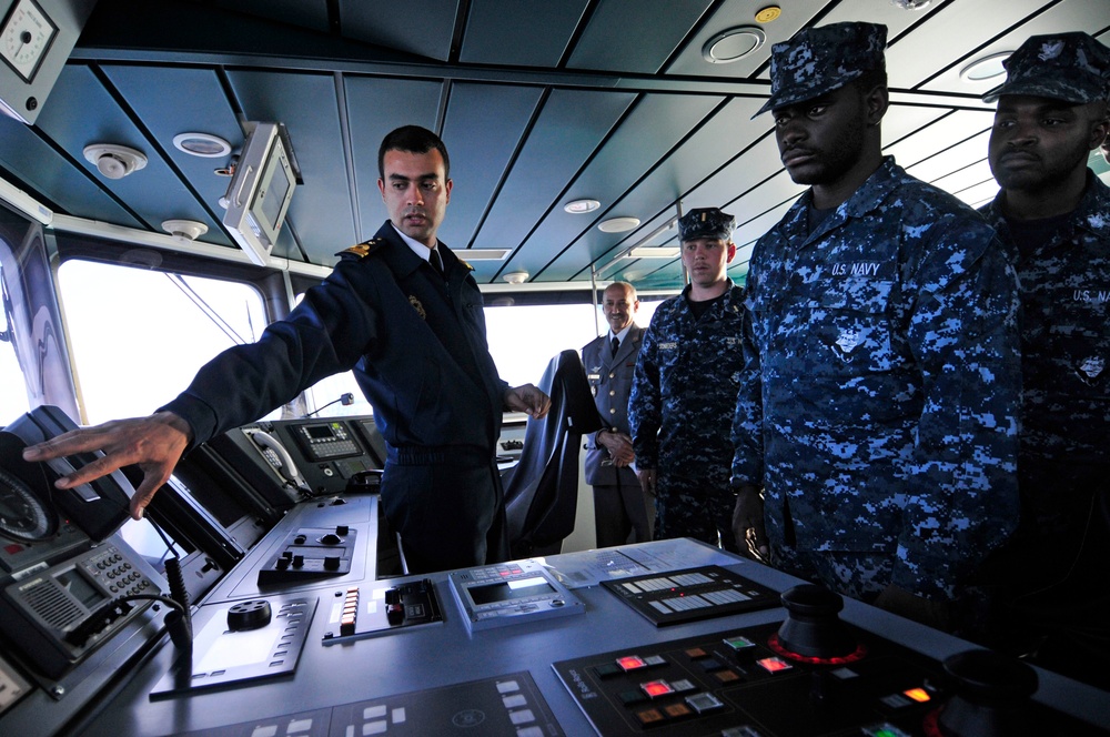 DVIDS - Images - USS Simpson receive a brief from Royal Moroccan naval ...