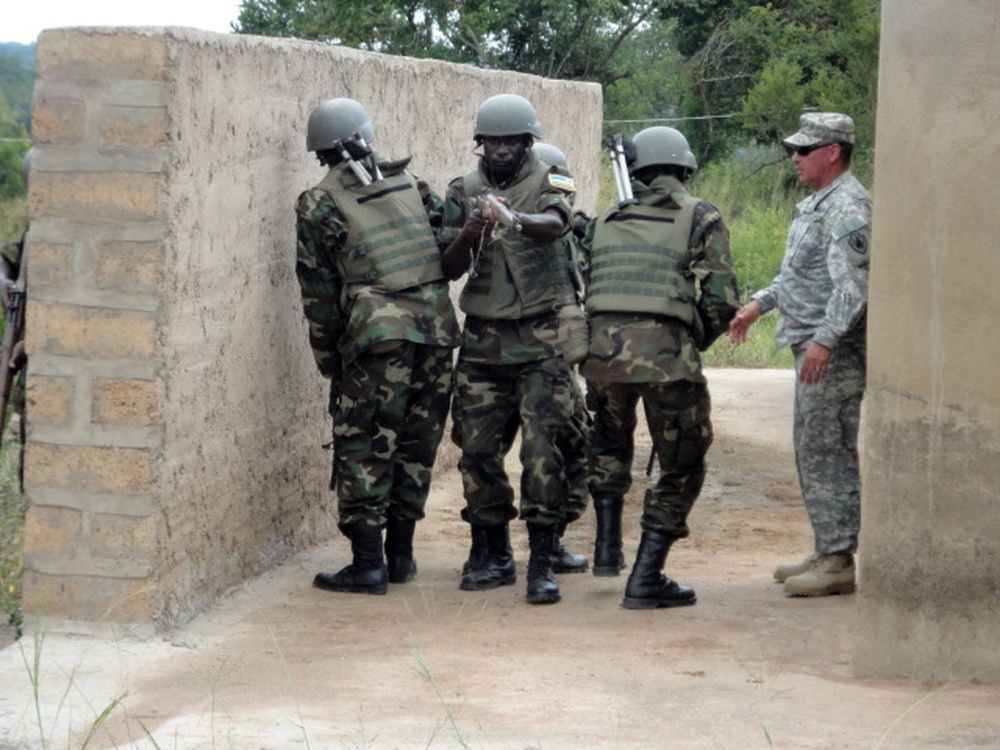 DVIDS - News - Rwandan and US Army soldiers in training partnership