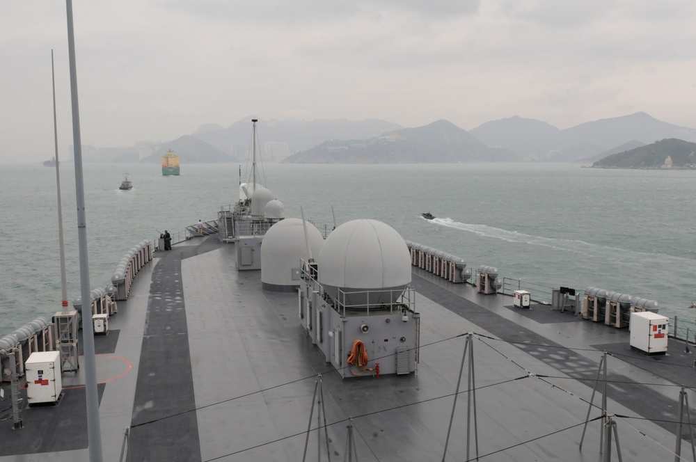 DVIDS - Images - USS Blue Ridge [Image 3 of 4]