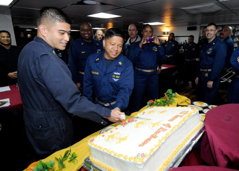 DVIDS - News - USS Blue Ridge and C7F chiefs celebrate 119th CPO birthday