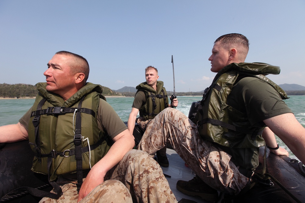 DVIDS - News - CAB, 3rd Recon Bn mitigate reef risks