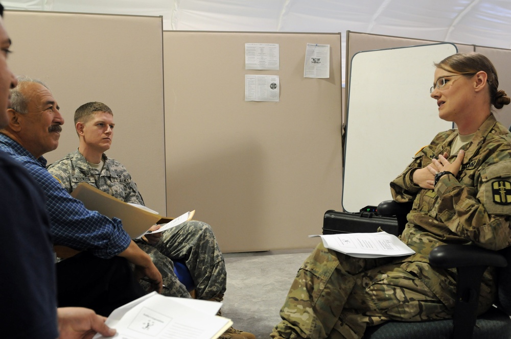 DVIDS - News - Team trains to help soldiers react to combat stress