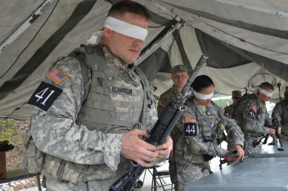 DVIDS - Images - 2nd Infantry Division determines Best Warrior [Image 7 ...