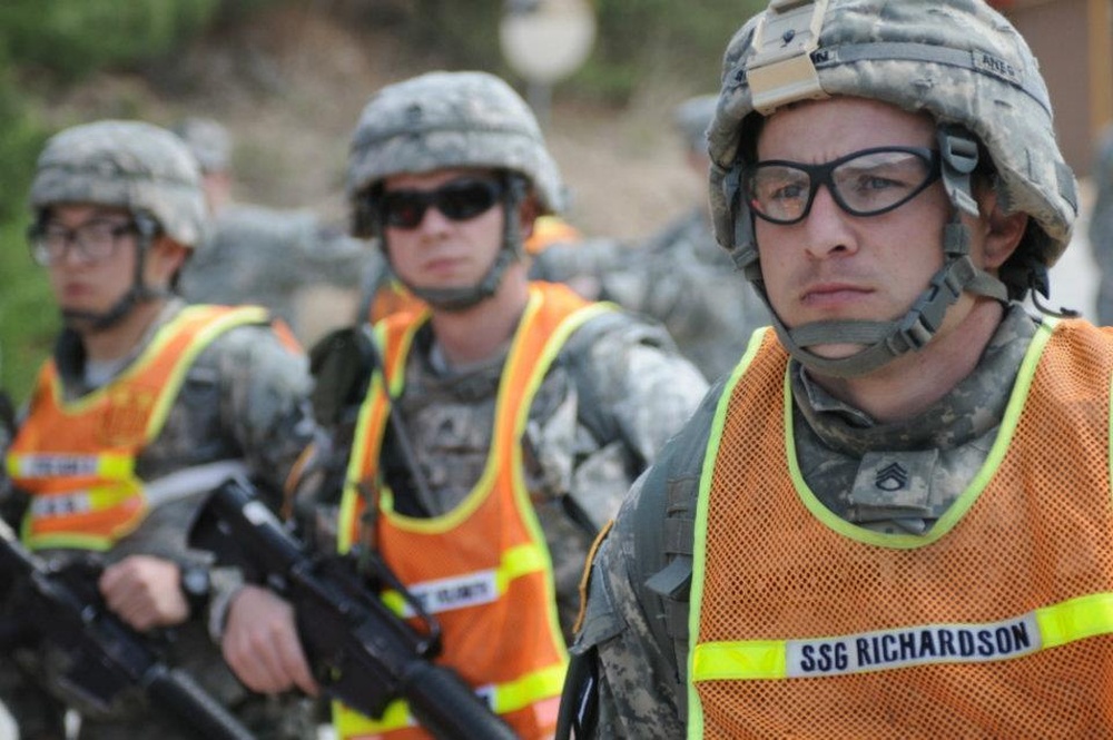 DVIDS - Images - 2nd Infantry Division determines Best Warrior [Image ...