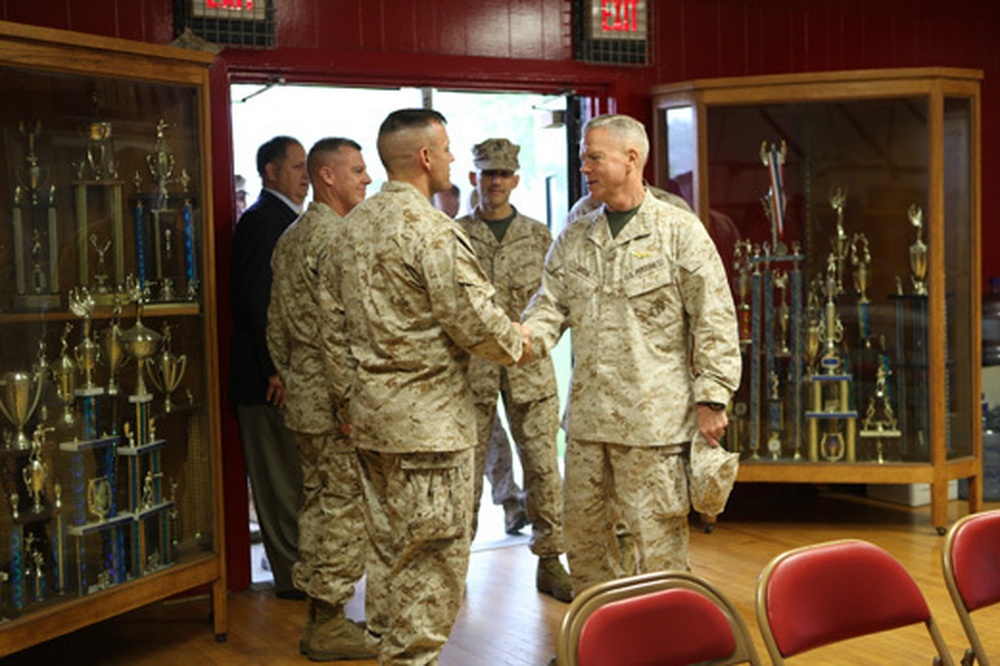 DVIDS - News - Commandant celebrates boxing team's success
