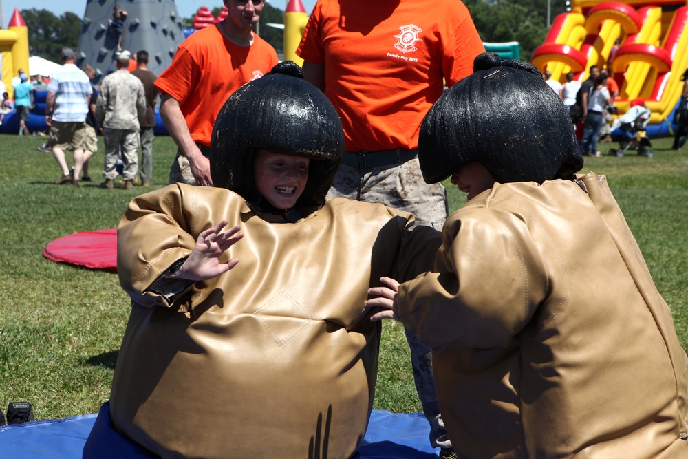 DVIDS - Images - 2d MLG Family Day [Image 8 of 12]