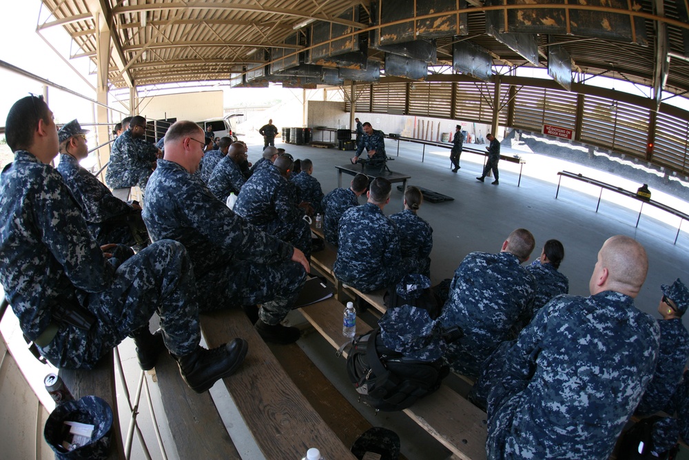 DVIDS - Images - Weapons qualification course [Image 2 of 2]