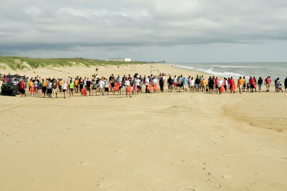 DVIDS - Images - Clean the Bay Day in Virginia Beach [Image 1 of 2]