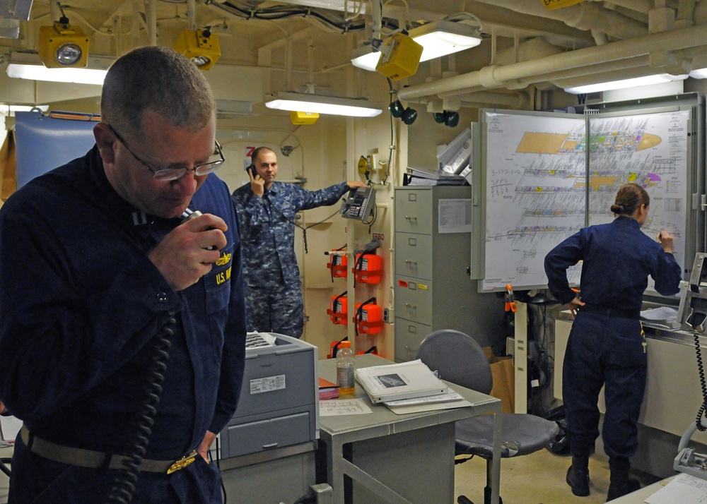 DVIDS - Images - General quarters drill aboard USS New York [Image 1 of 2]