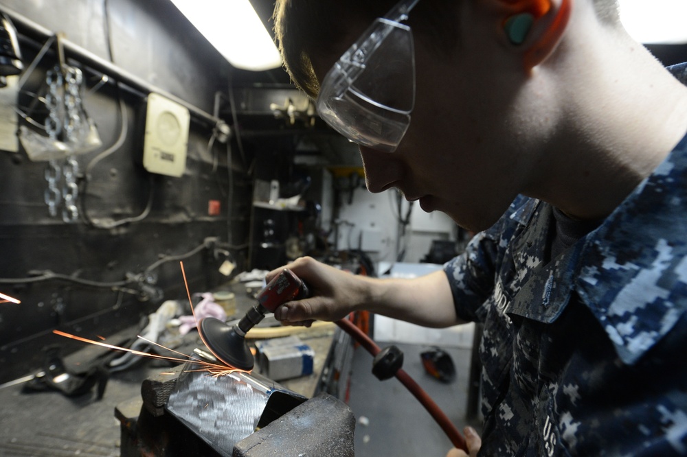 DVIDS - News - Fort Worth-resident participates in deployment aboard ...