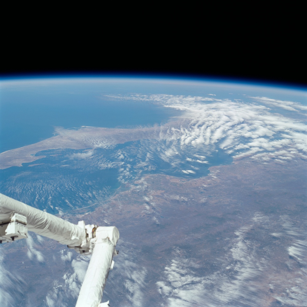 DVIDS - Images - Earth observation image of Mexico taken during STS-100