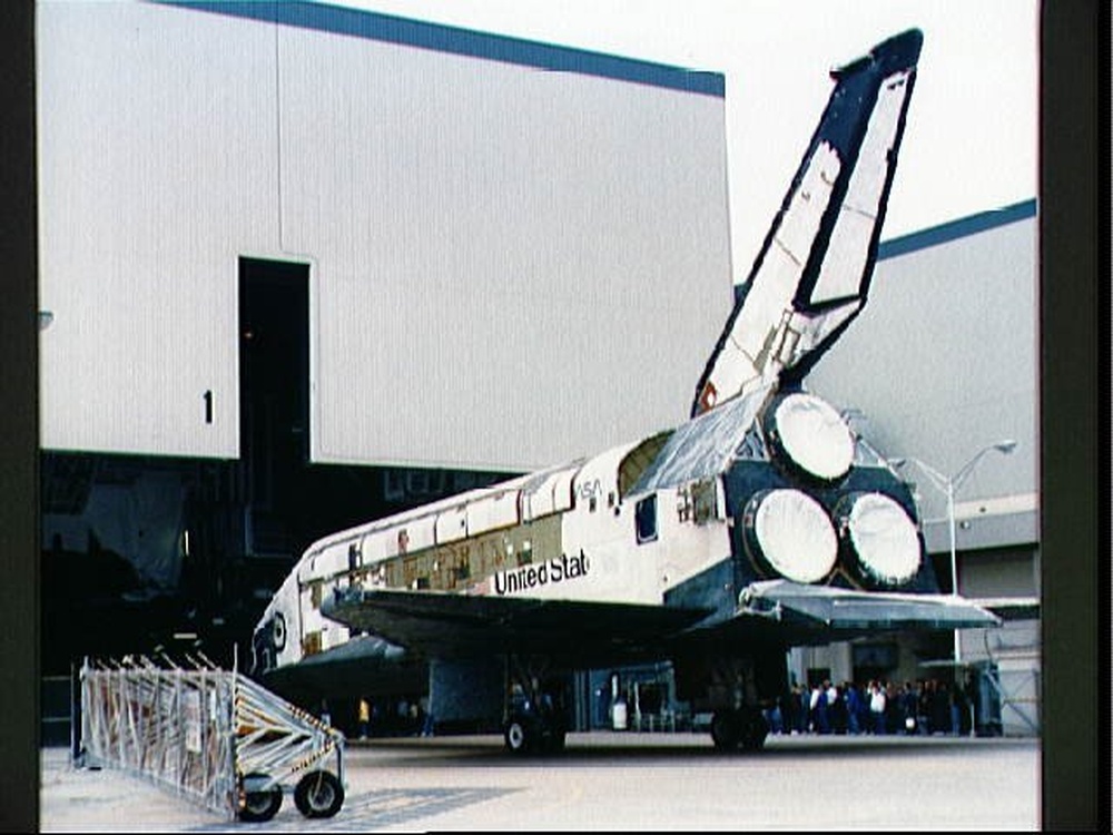 DVIDS - Images - STS-28 Columbia, Orbiter Vehicle (OV) 102, roll over ...