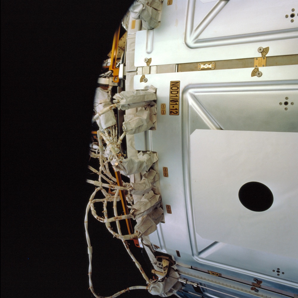 DVIDS - Images - Assorted exterior views of the ISS