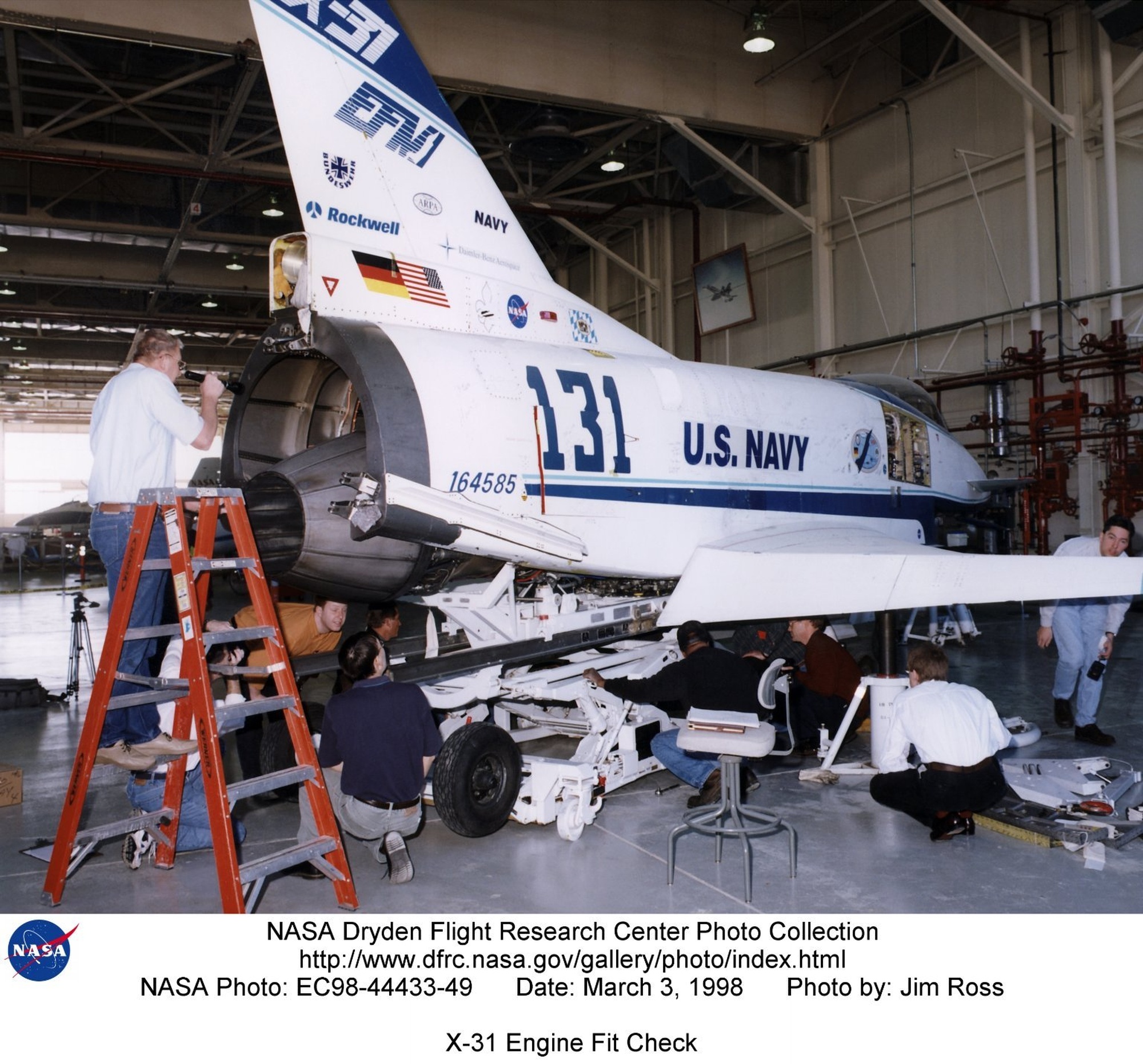 Nasa F 100