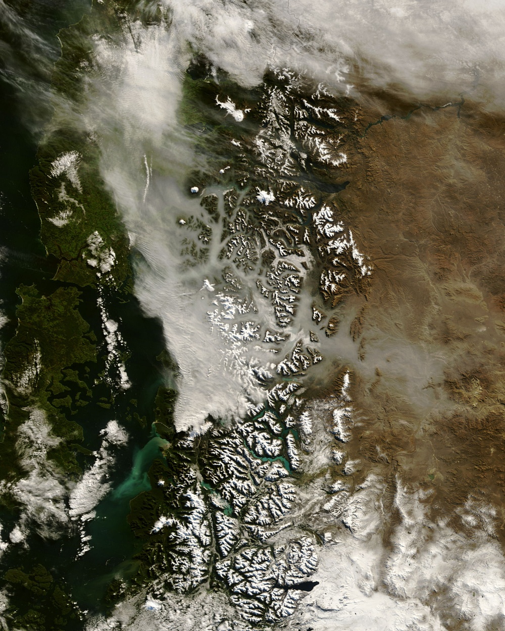 DVIDS - Images - Chaiten Volcano Erupts: Natural Hazards