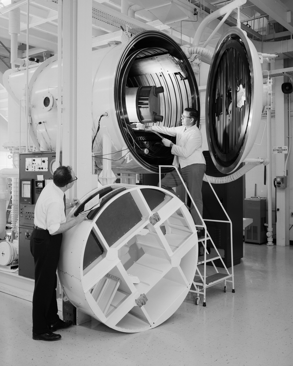 DVIDS - Images - SPACE ELECTRIC ROCKET TEST SERT II THERMAL SCALE MODEL ...