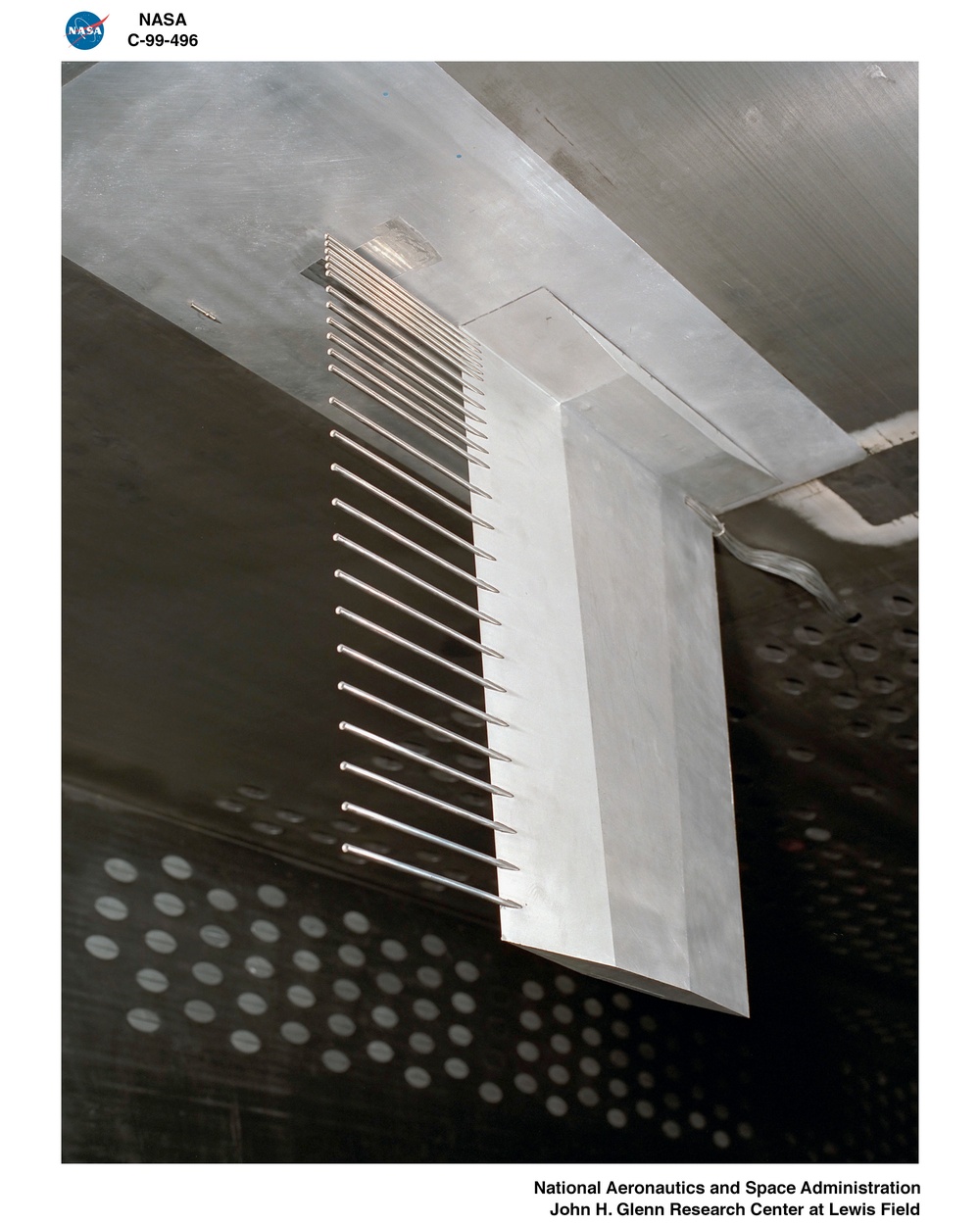 DVIDS - Images - NASA GLENN BOUNDRY LAYER RAKE MOUNTED ON CEILING