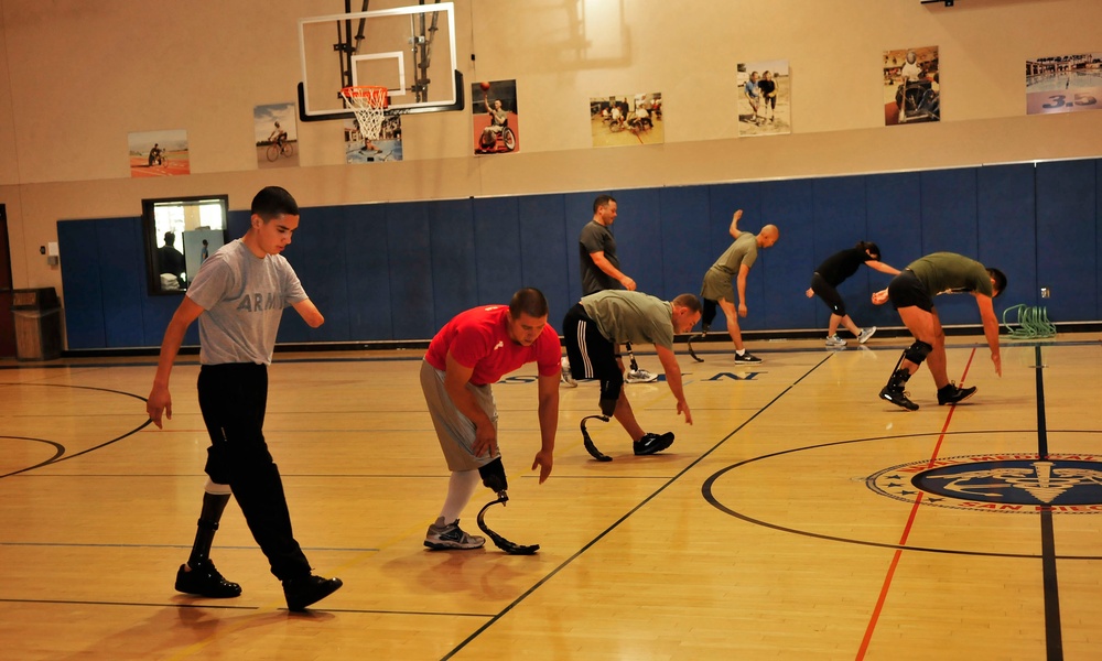 DVIDS - Images - Step-and-reach exercises [Image 1 of 2]