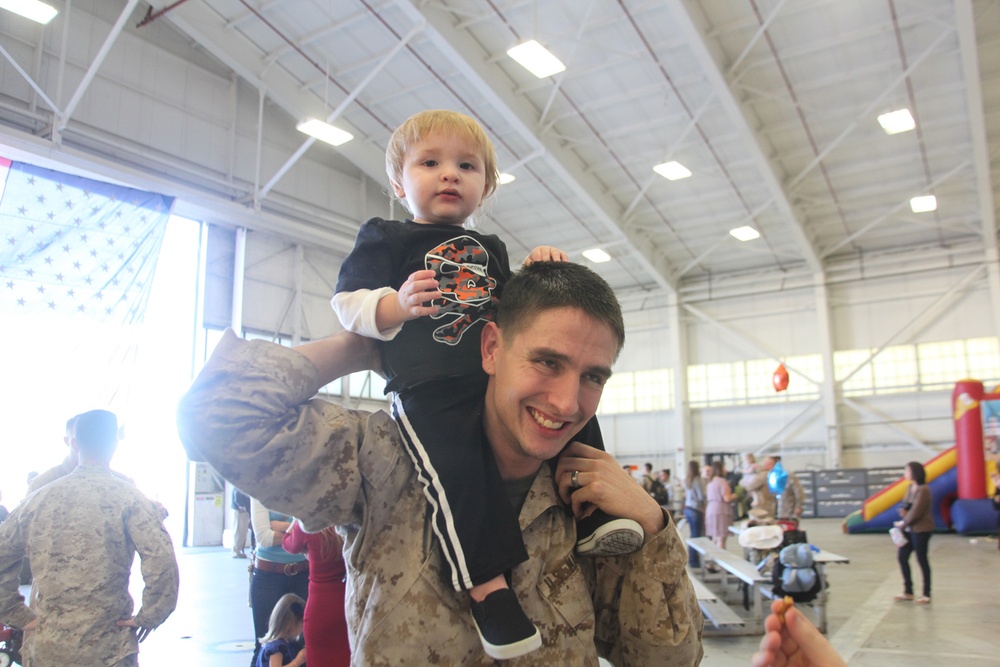 DVIDS - Images - Thunderbolts return to Fightertown [Image 9 of 18]