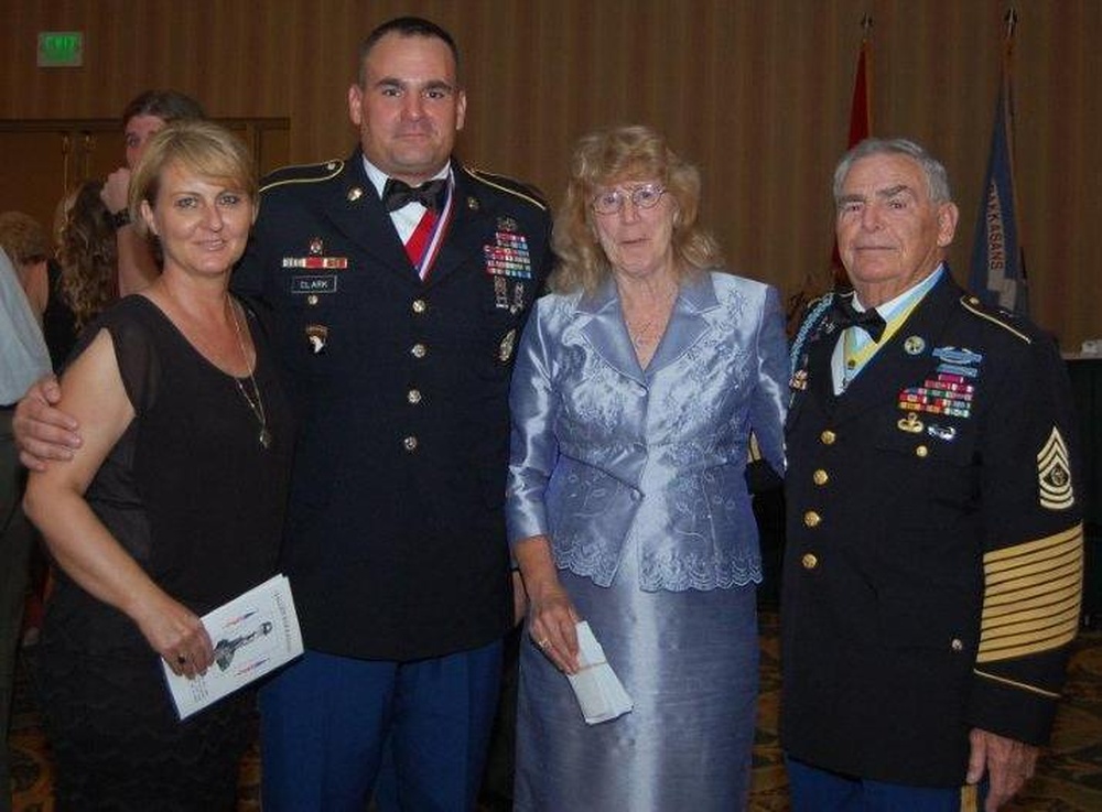 DVIDS - Images - Rakkasan veterans stay connected, reach out to new ...