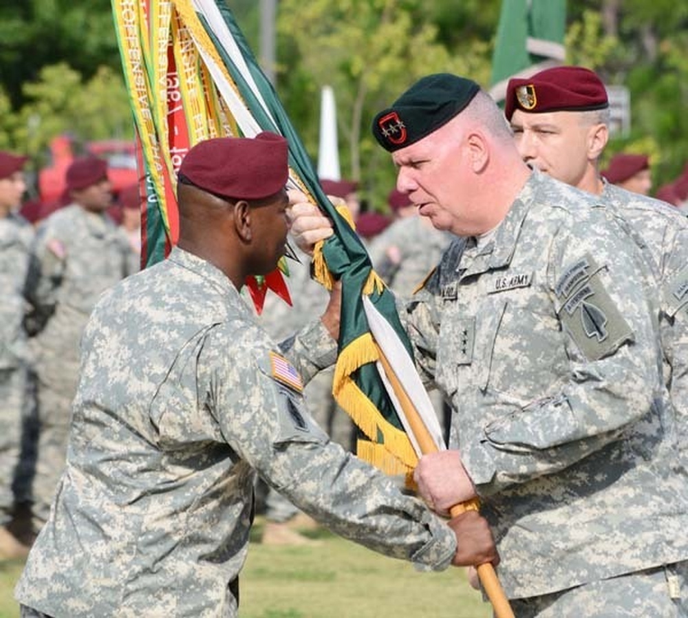 DVIDS - News - COL Reginald Bostick takes command of 4th Military ...