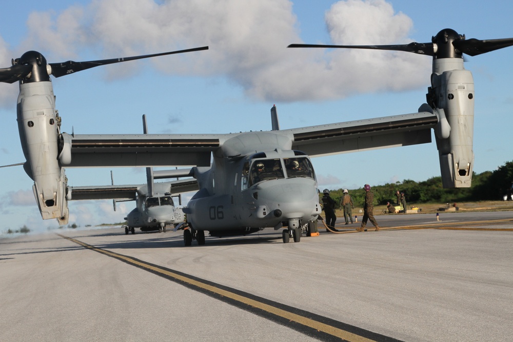 DVIDS - Images - Ospreys make historic landing on Tinian [Image 5 of 8]