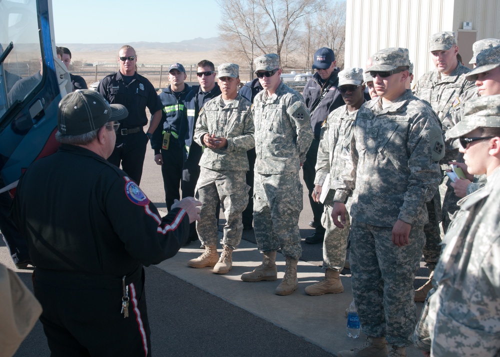 DVIDS - News - 3BCT soldiers cross-train with civilian emergency ...