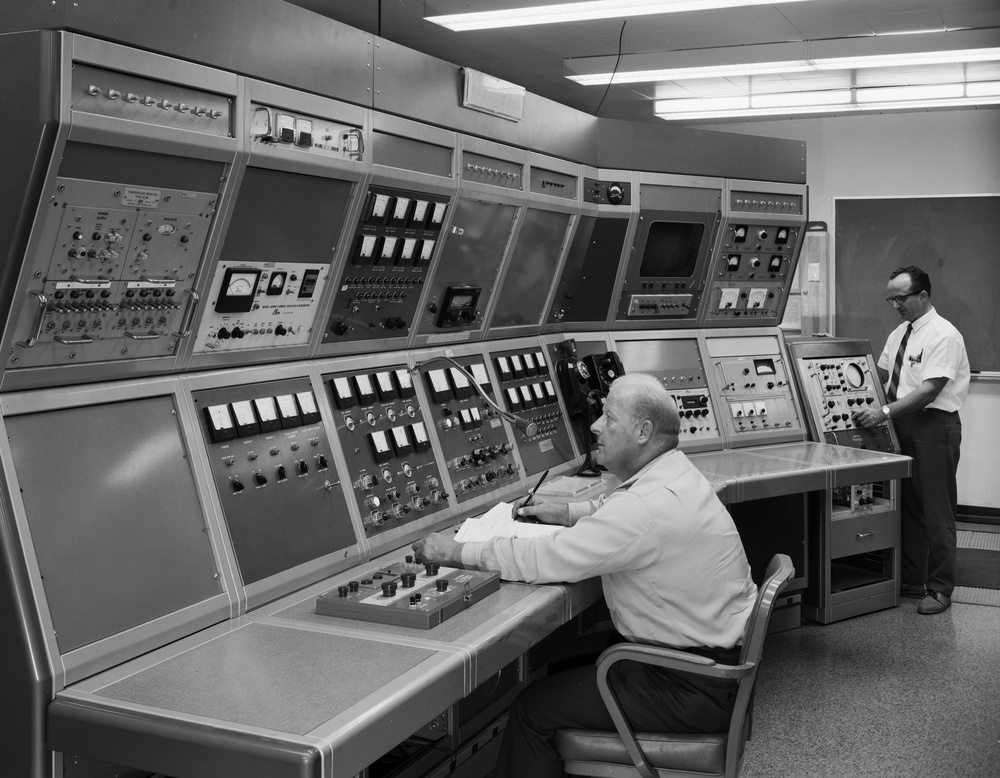 DVIDS - Images - RADIATION DAMAGE EXPERIMENT IN DYNAMITRON AND FIELD ...