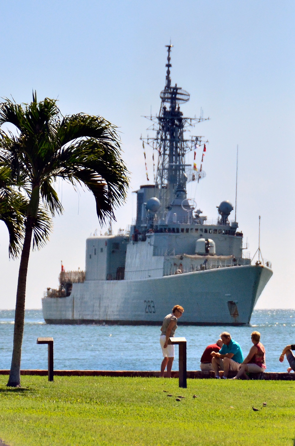 DVIDS - Images - HMCS Algonquin arrives at Joint Base Pearl Harbor ...