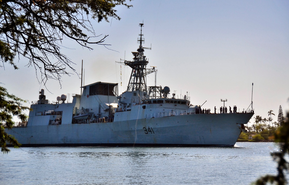 DVIDS - Images - HMCS Ottawa arrives at Joint Base Pearl Harbor-Hickam ...