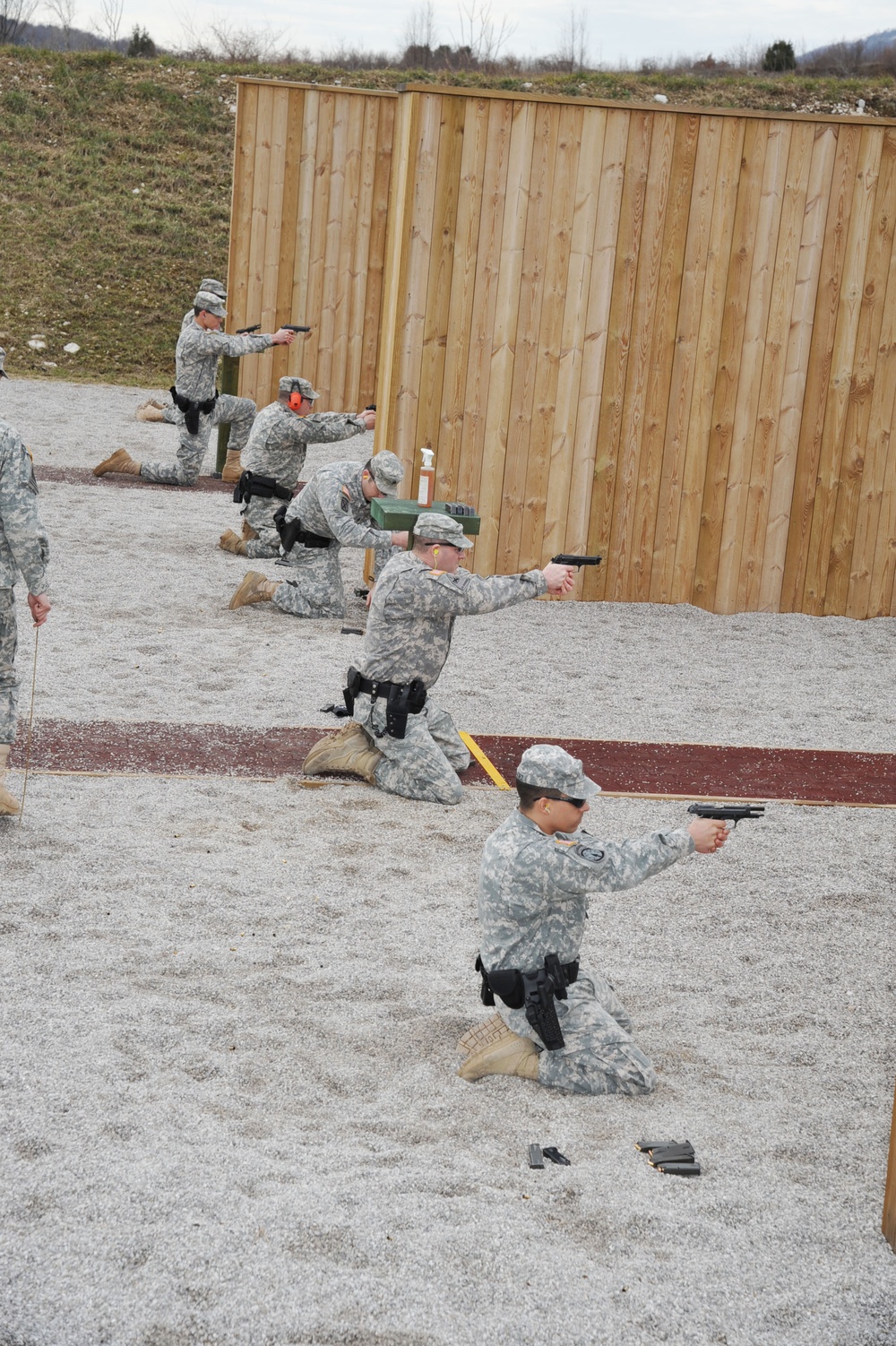 DVIDS - Images - 464th MP platoon fire training at CAO Malnisio Range ...