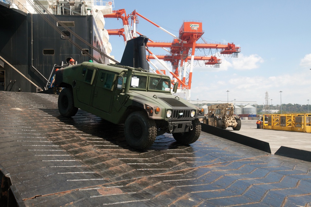 DVIDS - News - Off-load displays expeditionary readiness