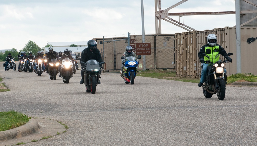 DVIDS - News - 82nd aviators build confidence with motorcycle mentorship