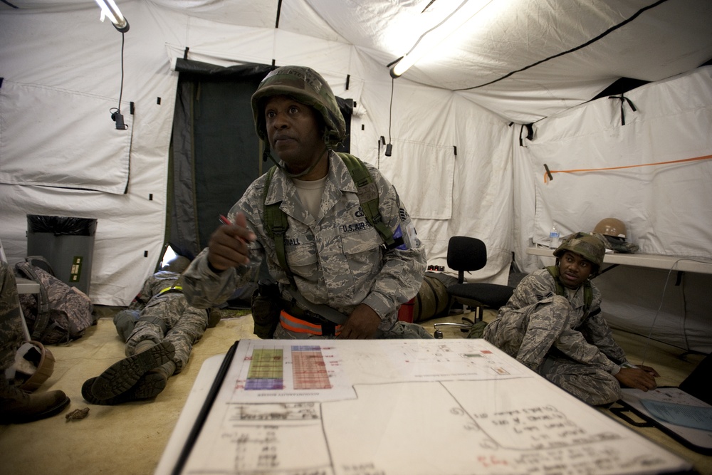 DVIDS - Images - 245th ATCS Readiness Exercise [Image 8 of 11]