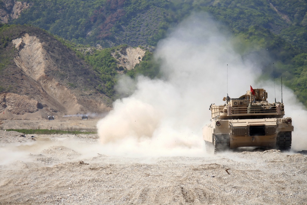 DVIDS - Images - ROK, US Marines conduct bilateral tank shoot [Image 5 ...