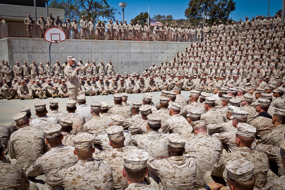 DVIDS - Images - Amos visits Camp Pendleton [Image 28 of 38]