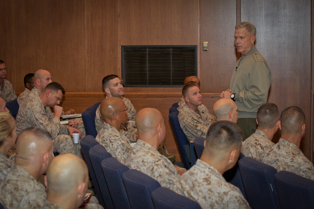 DVIDS - Images - Commandant's Commanders Course [Image 3 of 4]