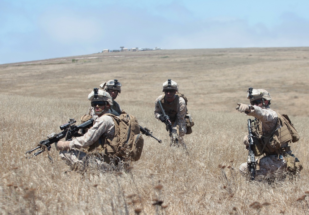 DVIDS - Images - 13th MEU 'Alpha Raiders' seize airfield for PMINT ...