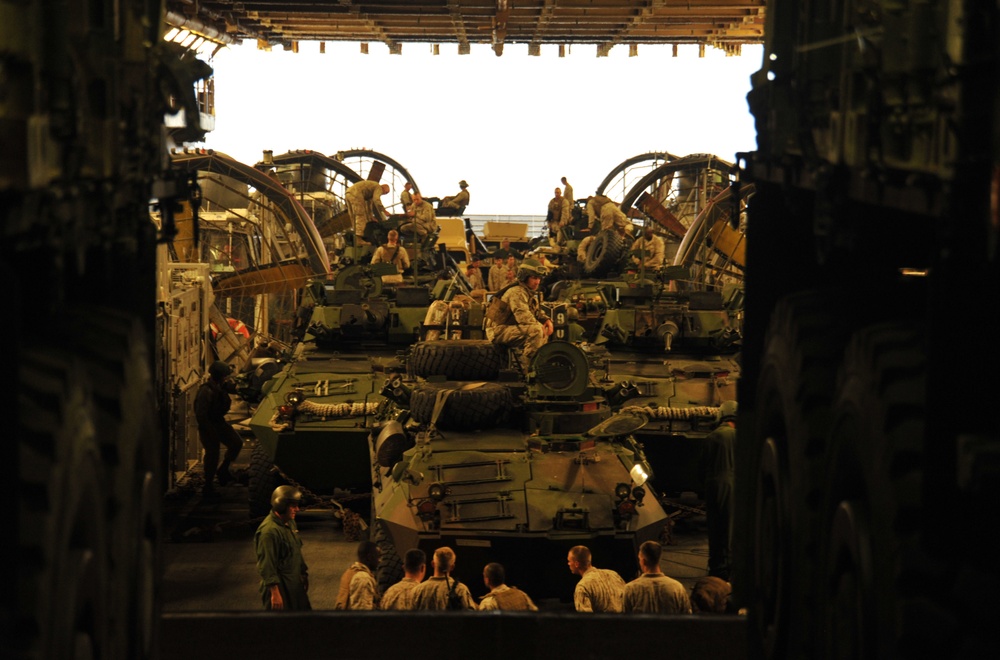 DVIDS - Images - PHIBRON-MEU integrated training [Image 1 of 9]