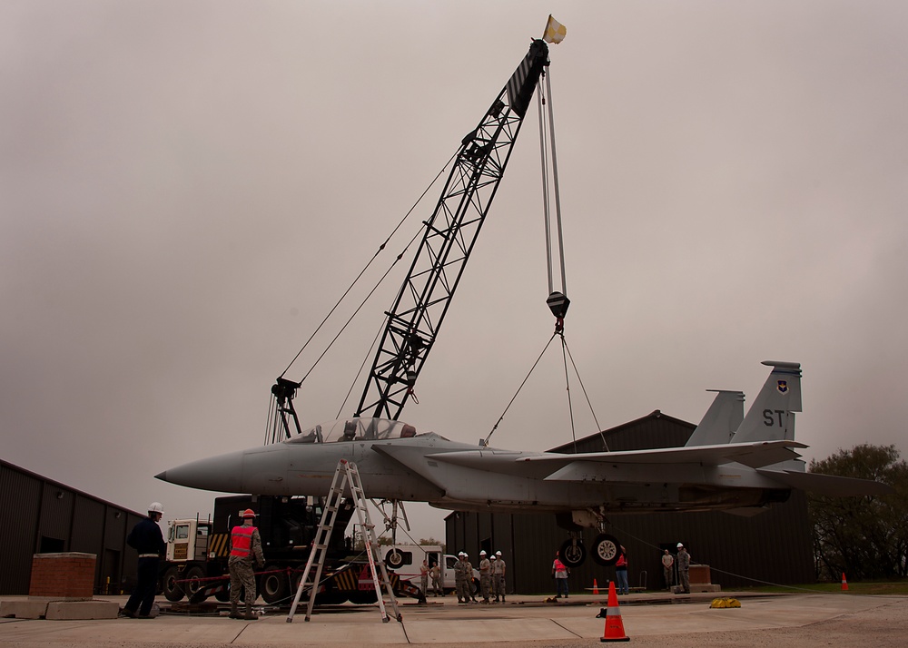 DVIDS - Images - Disabled aircraft recovery [Image 3 of 3]