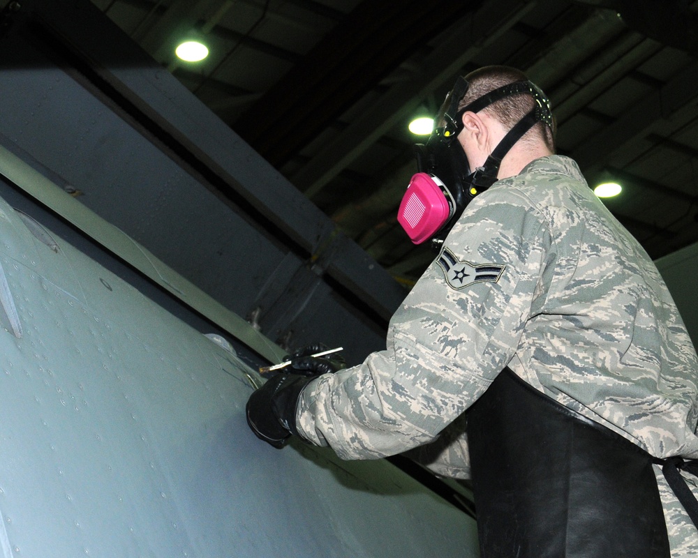 DVIDS - Images - 100th MXS sheet metal pumps iron [Image 6 of 6]