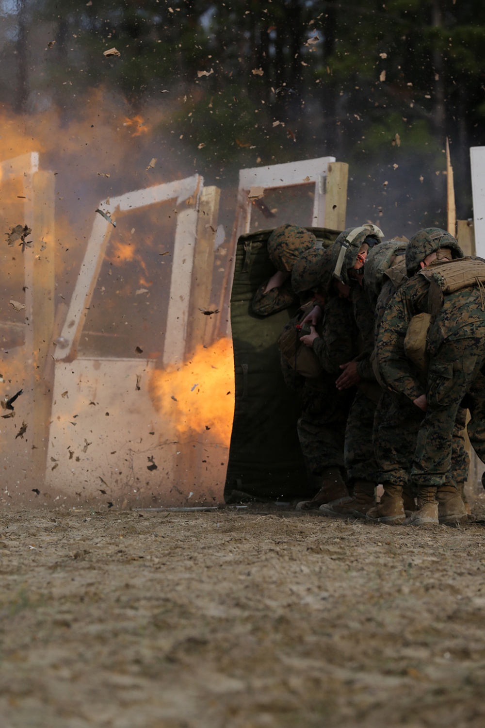 DVIDS - News - MWSS-271 Marines, Sailors train on EOD range