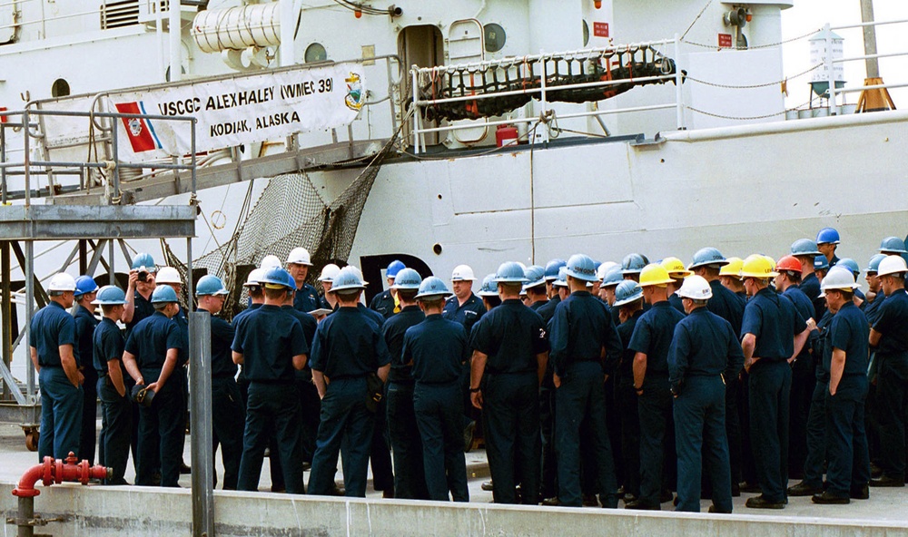 DVIDS - Images - CREW MUSTER