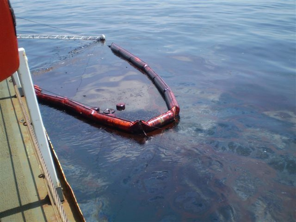 DVIDS - Images - Oil skimming